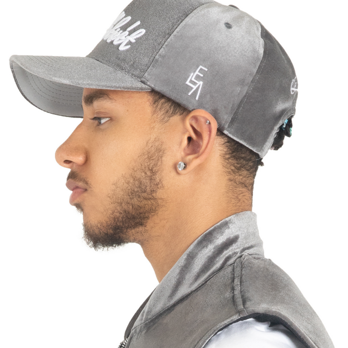 Grey Velvet Cap – El Vélvét
